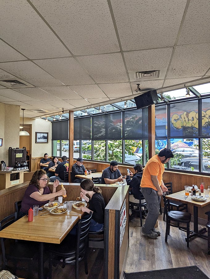 13. diners
The breakfast democracy in action&mdash;everyone from night shift workers to weekend warriors finding common ground in the pursuit of perfect pancakes