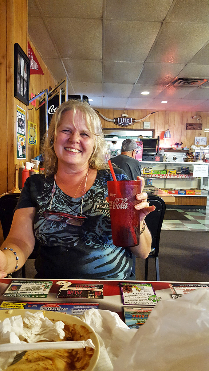 The dining room&mdash;where strangers become friends united by the universal language of "mmm" and "pass the napkins, please."
