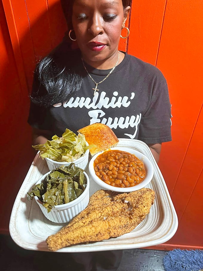 When your server proudly wears the restaurant's name, you know the food is about to live up to its "Sumthin' Funny" promise.