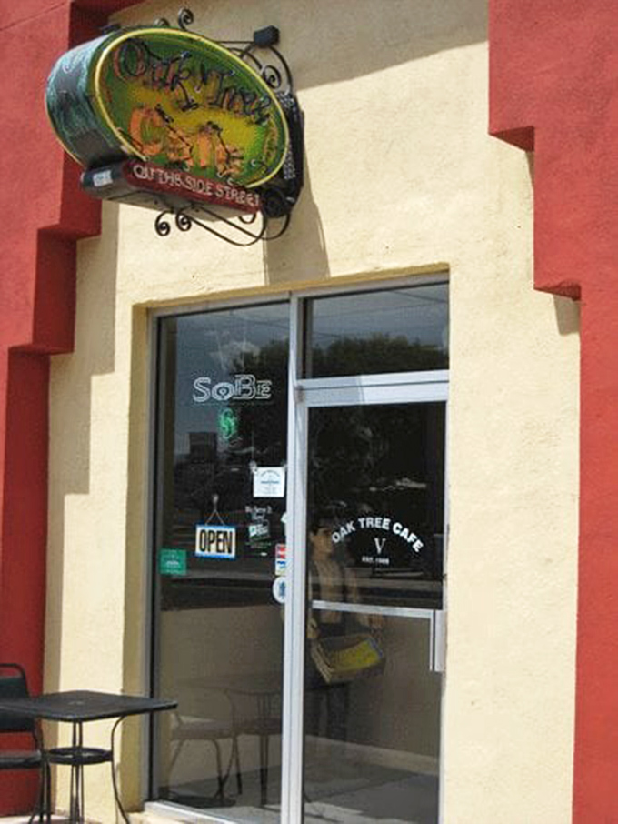 That welcoming entrance says "come on in" like a grandmother who's been cooking all day, waiting for your arrival.