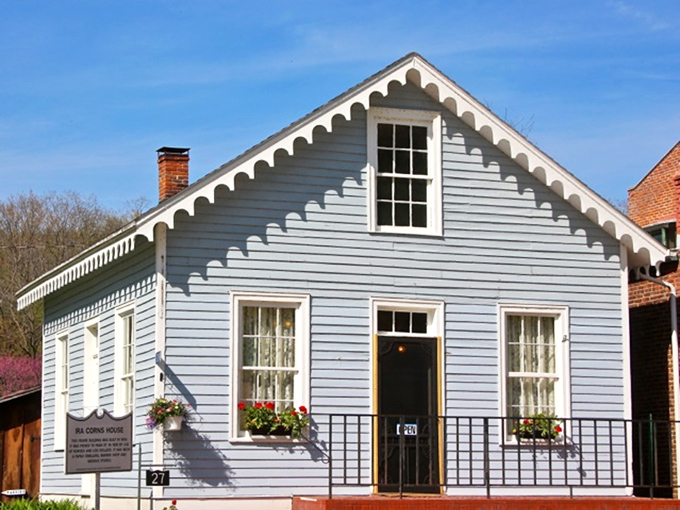 This blue cottage with its perfect gingerbread trim looks like it was baked by architectural pastry chefs specializing in Victorian charm.