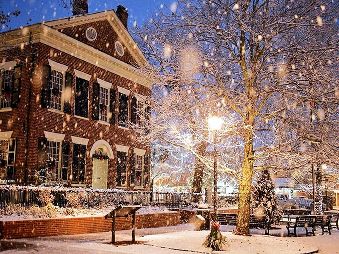 Winter transforms the gold museum into a snow-dusted holiday card, creating the kind of scene that makes you believe in Christmas miracles again.