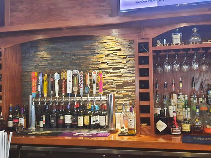 A well-stocked bar with craft beer taps&mdash;because sometimes the perfect pairing for seafood isn't wine, but a cold brew.