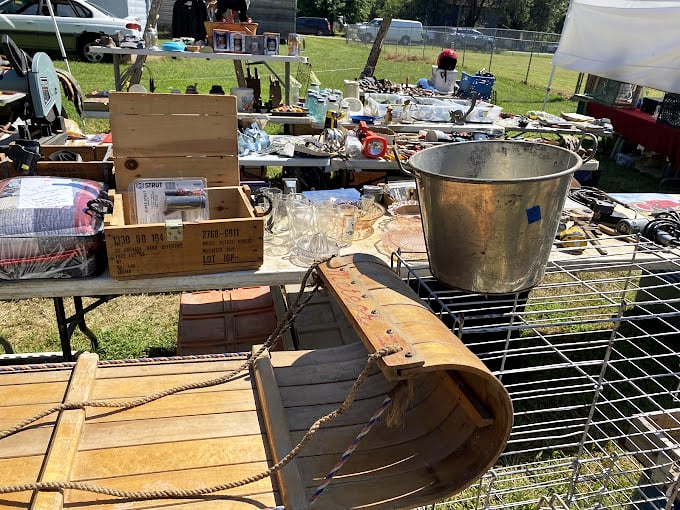 From wooden sleds to galvanized buckets, the practical tools of yesterday become the conversation pieces of tomorrow's home d&eacute;cor.