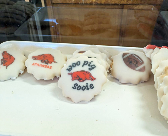 Razorback pride never tasted so sweet &ndash; these Arkansas-themed cookies prove that team spirit is even better when it's covered in royal icing.