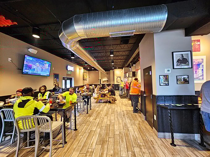 The lunch rush at Chaps &ndash; where construction workers, office folks, and food pilgrims unite under the universal language of great BBQ.