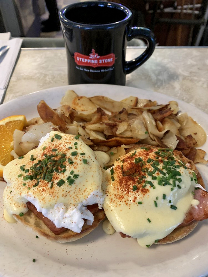 Eggs Benedict that balances the richness of hollandaise with the brightness of fresh chives &ndash; a morning classic executed with care.