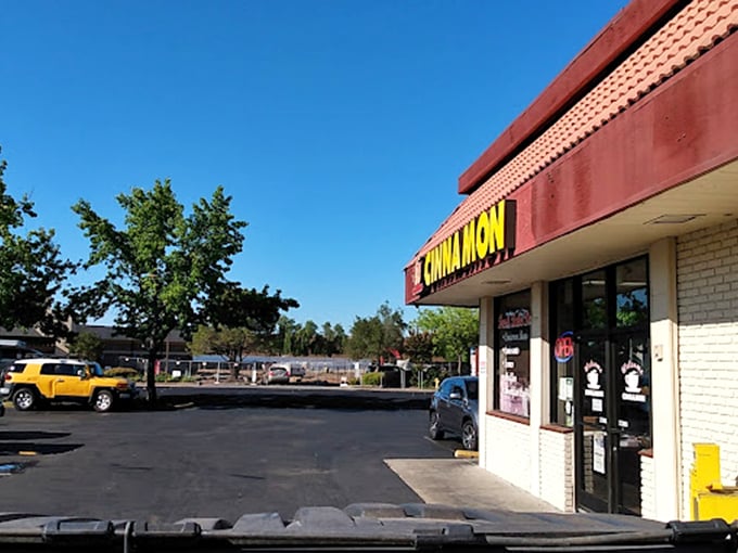 Blue skies and cinnamon rolls&mdash;is there anything more quintessentially Californian than this perfect pairing outside BJ Cinnamon?