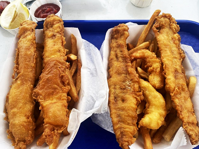 Two trays of perfection that prove sometimes the simplest pleasures&mdash;perfectly fried fish and hot fries&mdash;are life's greatest luxuries.