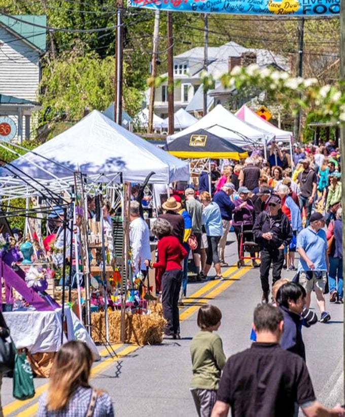 Nothing says &ldquo;small-town magic&rdquo; like a bustling street market filled with handmade crafts, local treats, and friendly faces. It&rsquo;s part shopping, part festival, and 100% charming.