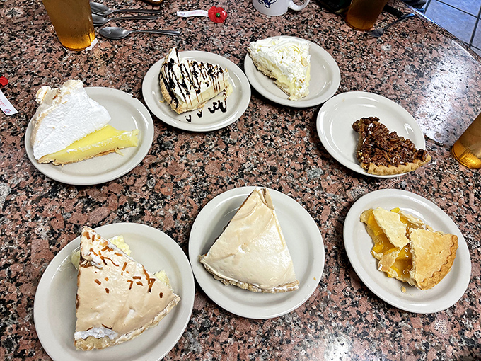 A pie summit more impressive than any international diplomatic meeting. Note how no slice is making territorial claims against its neighbors.