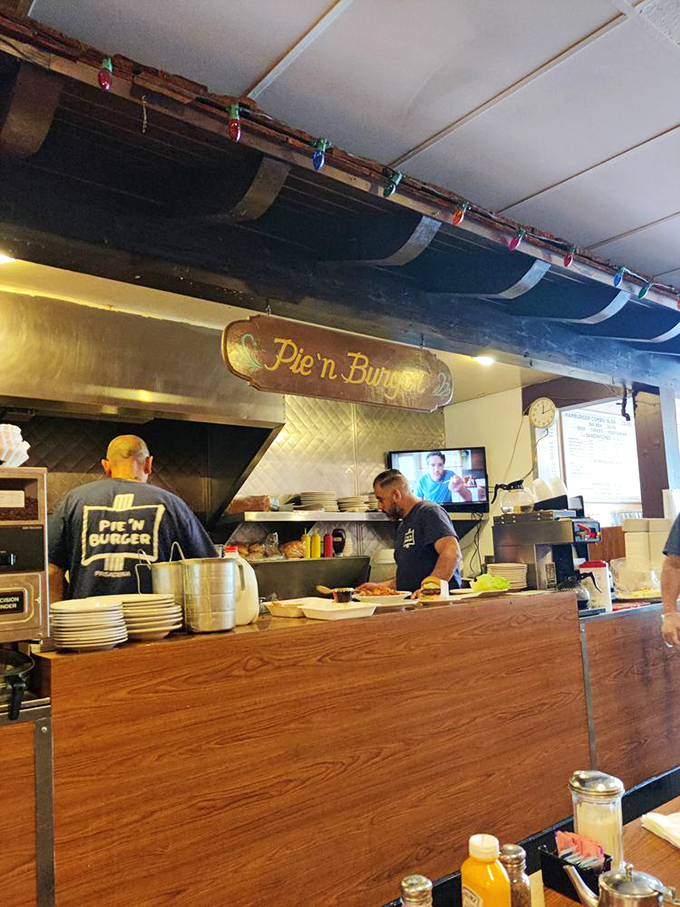 The kitchen crew moves with the choreographed precision of Broadway dancers, except their performance ends with applause from your taste buds.