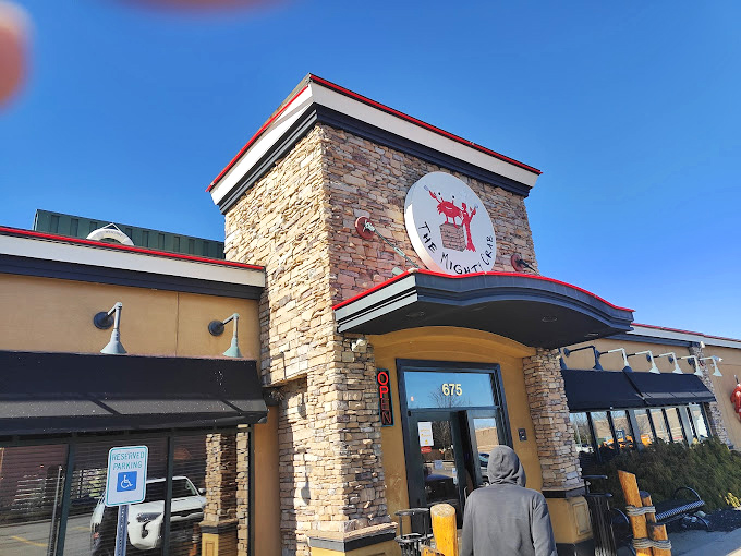 Behind that modern exterior waits a primal seafood experience that reconnects you with your inner caveperson. Crack, peel, dip, repeat!