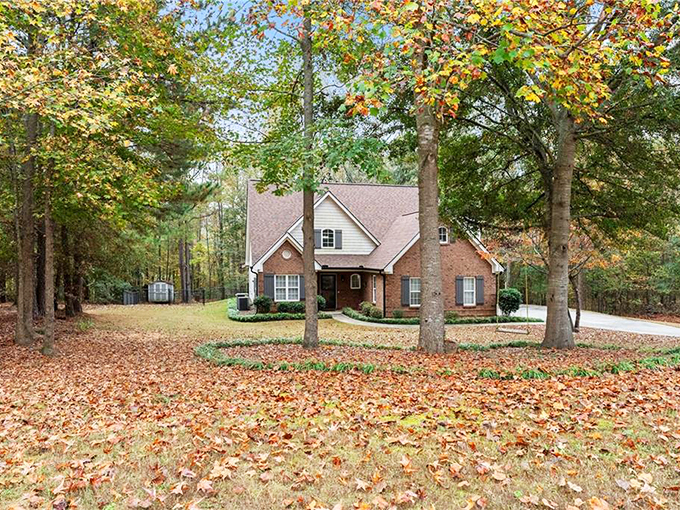 Fall in Commerce&mdash;when nature puts on its annual fashion show and every yard becomes a canvas of crimson, gold, and burnt orange.
