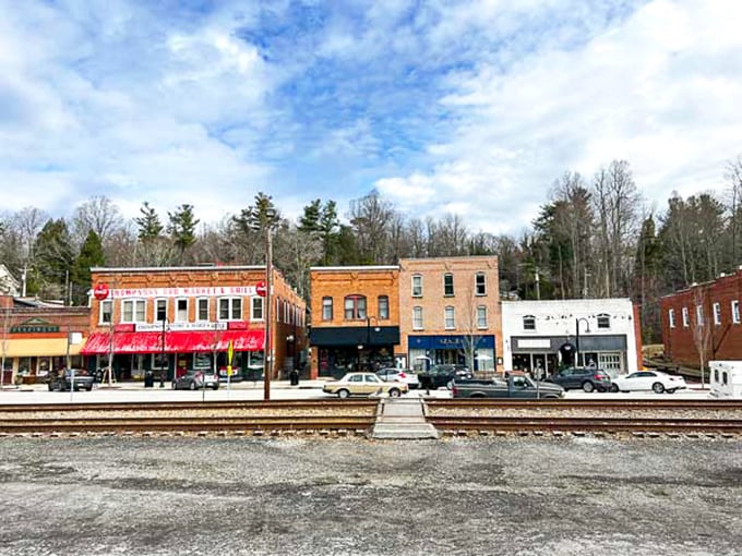 Downtown Saluda's storefronts face the historic railroad tracks like an audience waiting for a show that's been running since 1878.