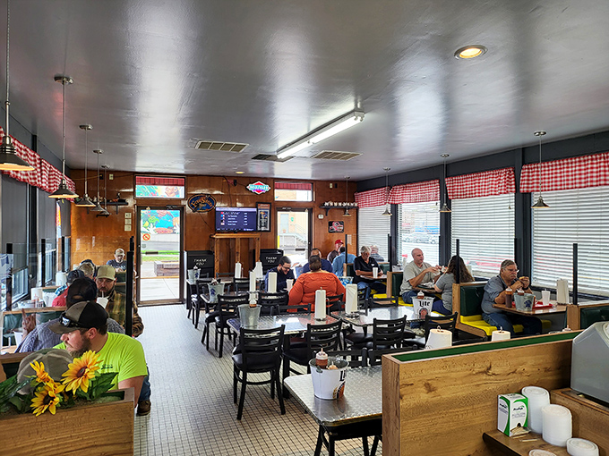 A dining room filled with the happiest people in Lawrence. Notice the lack of conversation&mdash;when the BBQ is this good, talking just wastes valuable eating time.