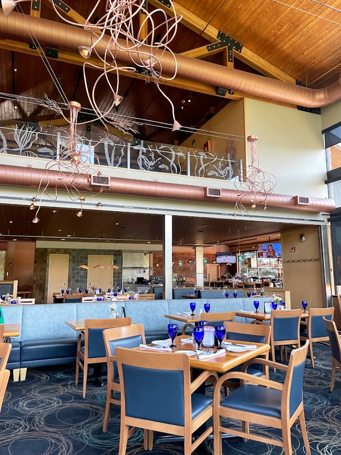 Soaring ceilings and innovative lighting create dining drama. Anthony's interior design manages to be both impressive and intimate simultaneously.