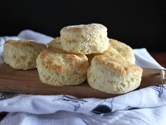 Golden-topped perfection awaiting their filling destiny. These aren't just biscuits&mdash;they're blank canvases for breakfast artistry.