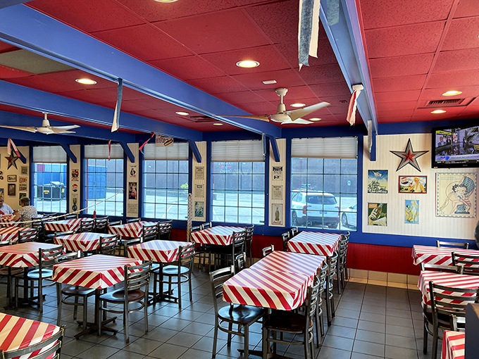 The dining room's patriotic color scheme isn't subtle, but when the food is this good, you can decorate however you want.