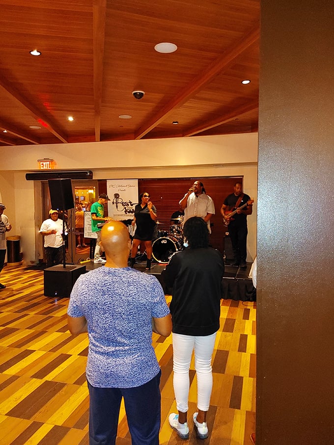 Live music that pairs with your meal like a fine wine&mdash;not too loud, not too soft, just right for digestion and conversation.