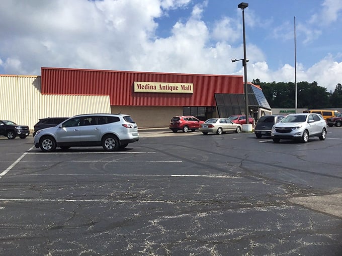 The Medina Antique Mall doesn't look fancy from the outside, but inside it's a treasure hunter's paradise waiting to be explored.