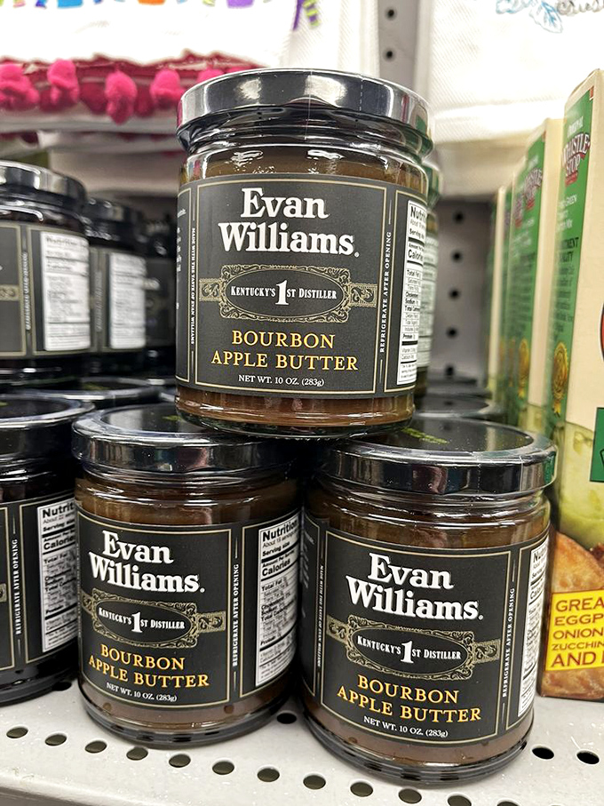 Kentucky in a jar! Bourbon apple butter that makes you wonder why regular butter even bothers showing up to the race.