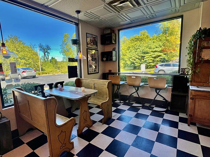 Window seating that offers views of the outside world, though you'll be too entranced by your plate to notice.