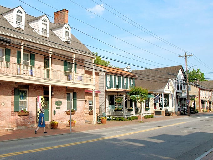 Talbot Street's historic buildings house boutiques and galleries, their brick facades and colorful awnings creating a postcard-perfect small-town scene.