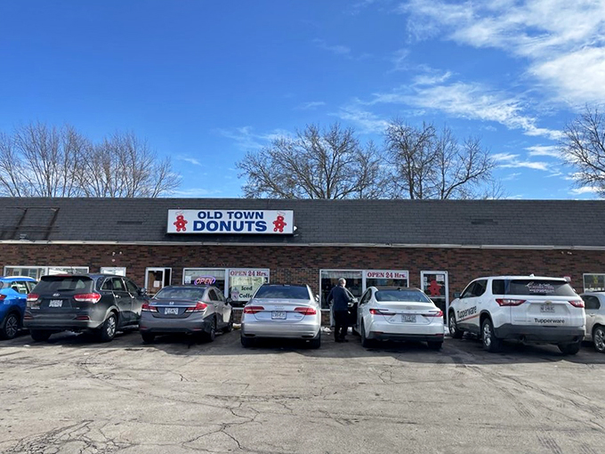 The full parking lot tells no lies. When police cruisers and family sedans agree on a breakfast spot, you know it's good.
