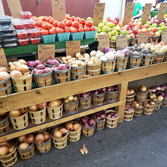 Farm-fresh produce arranged with geometric precision. These vegetables never knew the fluorescent lights of supermarket purgatory.