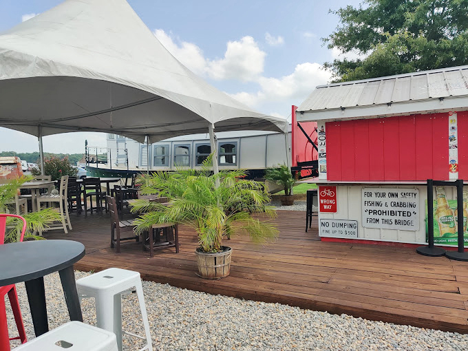 The outdoor deck doesn't need ocean views when the seafood on your plate already transports you straight to the water's edge.