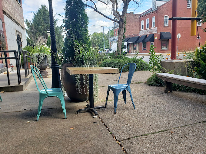 The sidewalk seating offers prime people-watching with your seafood feast &ndash; a front-row seat to the neighborhood's comings and goings.