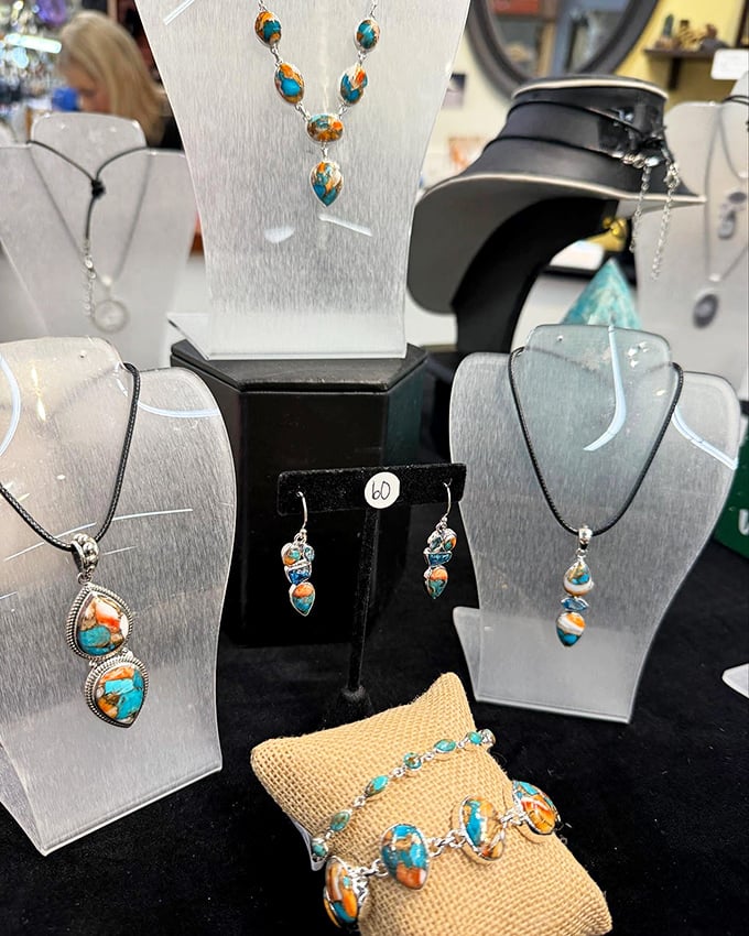 Turquoise and silver jewelry that brings the Southwest to Ohio—no desert road trip required.
