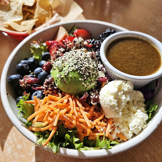 A salad so beautiful it makes you temporarily forget your carnivorous tendencies&mdash;vegetables having their well-deserved moment in the spotlight.