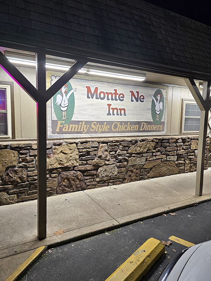 Monte Ne Inn stands proudly against the Arkansas sky, a chicken dinner landmark that's been converting first-timers into regulars since Jimmy Carter was president.