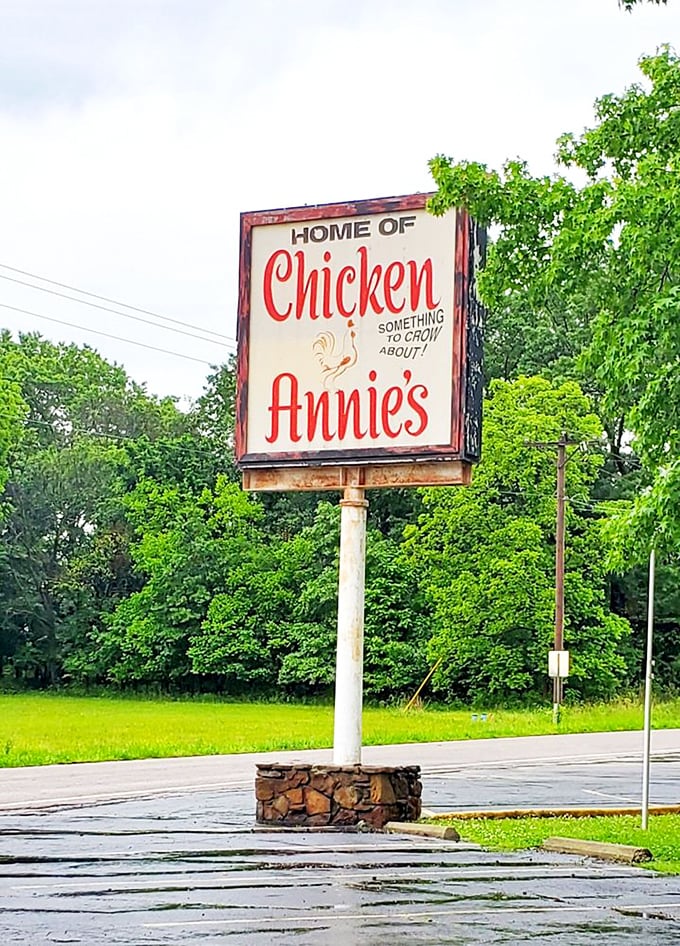 "Something to crow about" indeed&mdash;this roadside sign has guided hungry travelers to chicken paradise since long before GPS existed.