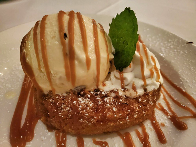 The butter cake with ice cream: proof that Del Frisco's understands that a meal without dessert is like a story without an ending.