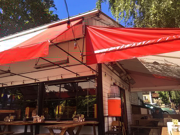 That moment when you spot the exterior and know you're minutes away from sandwich nirvana&mdash;like seeing an old friend's house after too long apart.