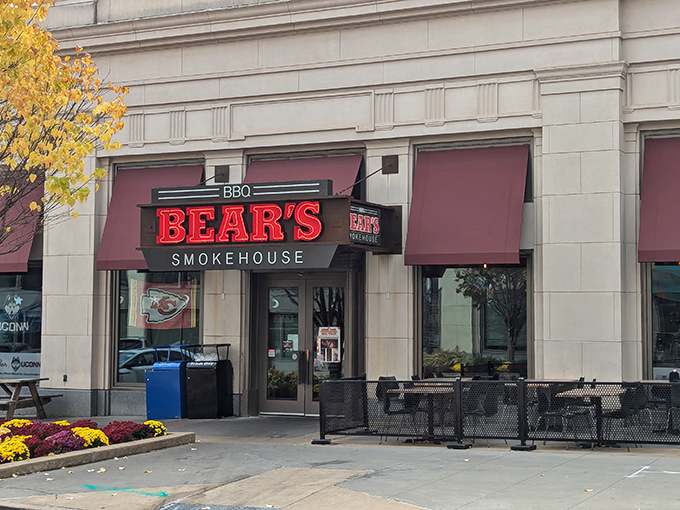 Fall foliage and barbecue—a New England combination that proves Connecticut knows how to do autumn right.