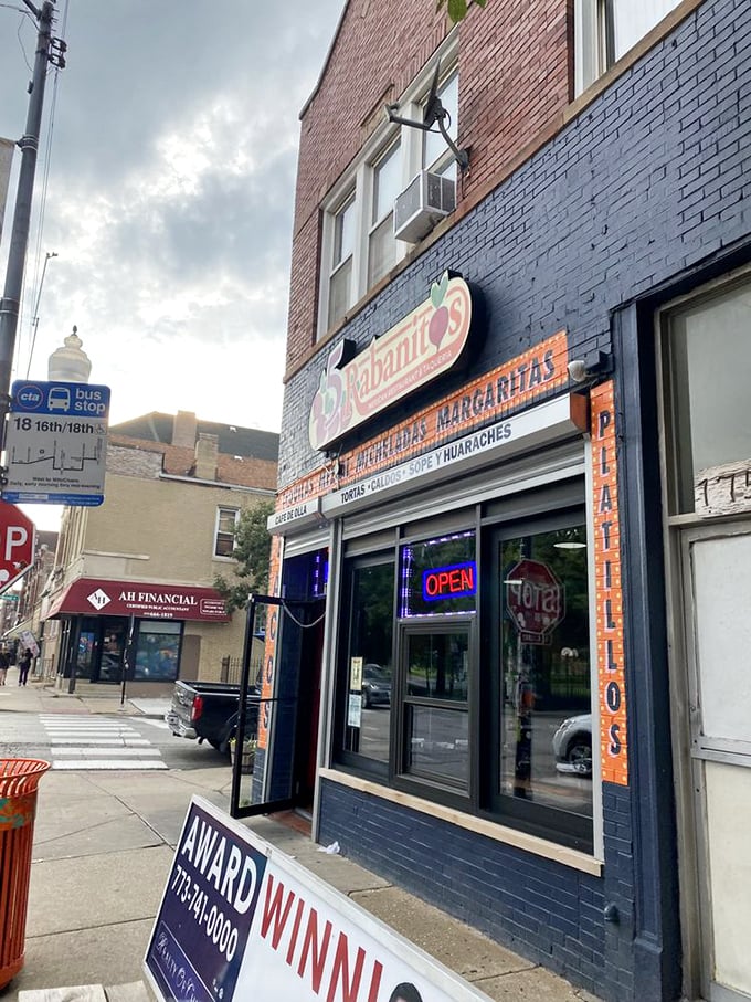 From the sidewalk, that "AWARD WINNER" sign isn't just boasting&mdash;it's stating a fact that locals and food critics unanimously agree upon.