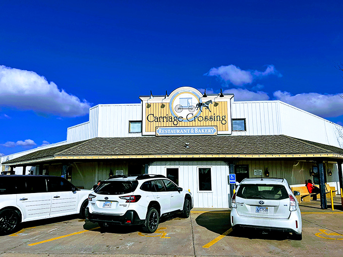 Under that brilliant blue Kansas sky, Carriage Crossing beckons like a lighthouse for hungry travelers. Your stomach just found its true north.