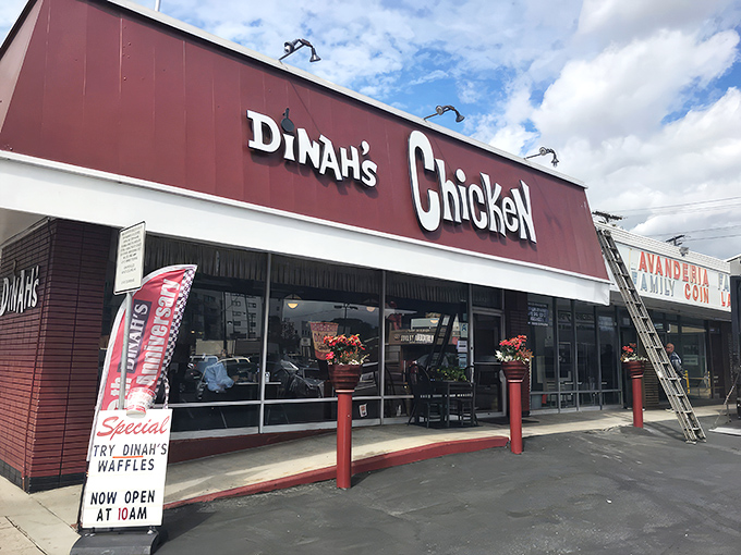 Another angle of chicken paradise&mdash;where those red posts stand guard like sentinels protecting California's fried chicken heritage from passing food trends.