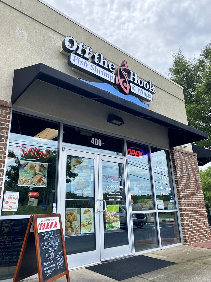 Daylight reveals the humble exterior that houses seafood excellence&mdash;proof that the best culinary experiences often hide in plain sight.