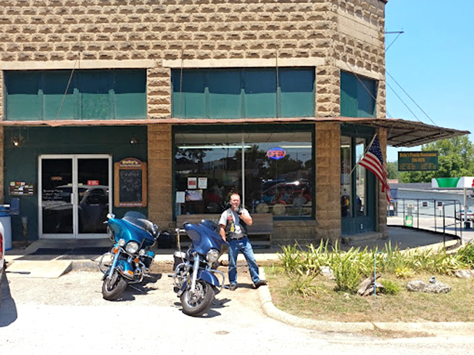 Local diners serve as Eminence's social headquarters, where motorcyclists, farmers, and tourists all discover that great conversation pairs perfectly with home cooking.