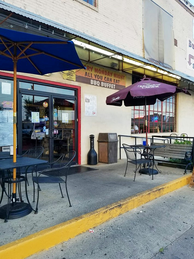 The outdoor seating area &ndash; where the smell of smoke mingles with fresh air, and sauce-stained shirts are badges of honor. 