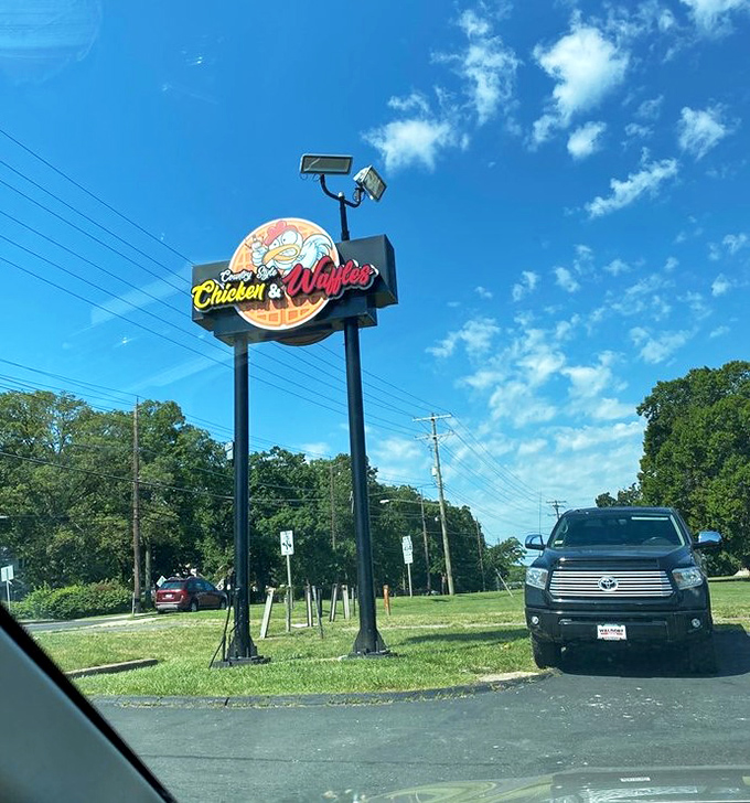 The sign that's guided hungry travelers like a North Star of comfort food. Follow it and be rewarded.