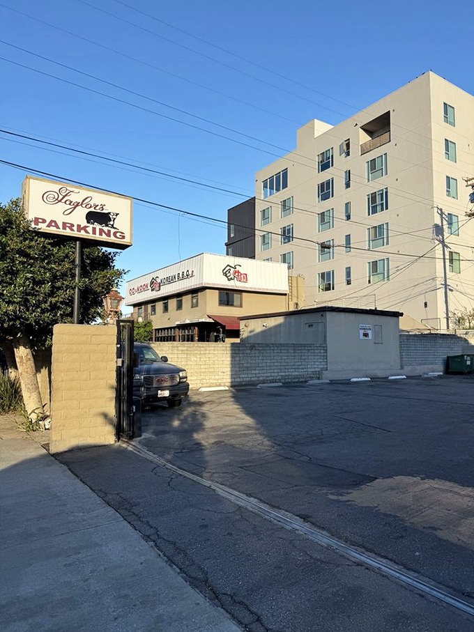 Even the parking lot keeps it real. No valet necessary when the focus is on what matters most&mdash;what's waiting for you inside.