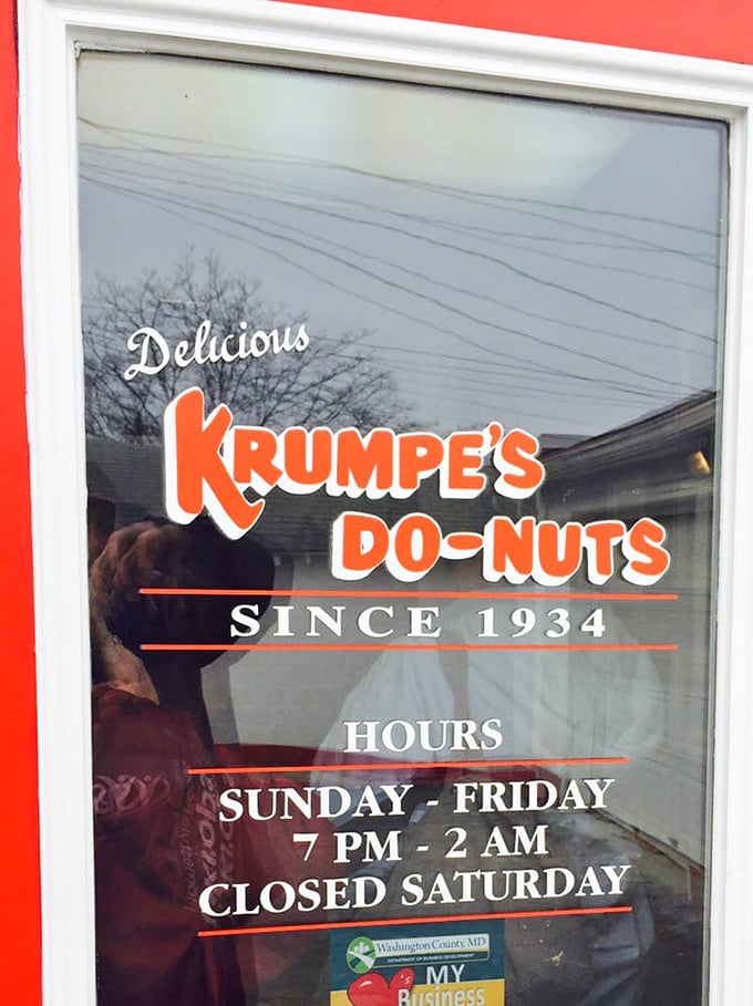 Since 1934, these evening hours have trained generations of Marylanders to crave donuts after dark. The night shift of donut delight operates when others sleep.