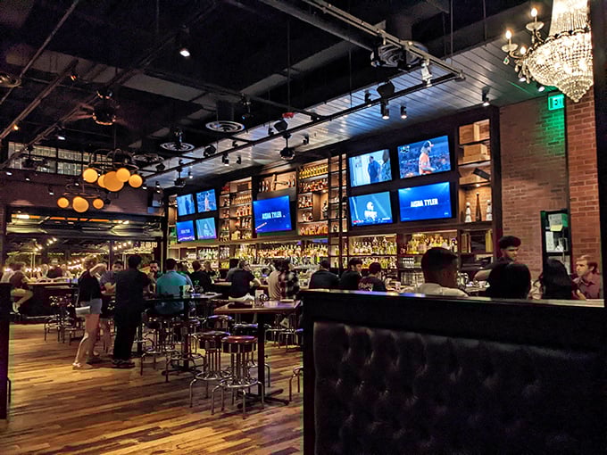 When your dinner looks like a work of art, you know you've chosen wisely. Each plate tells its own delicious story.