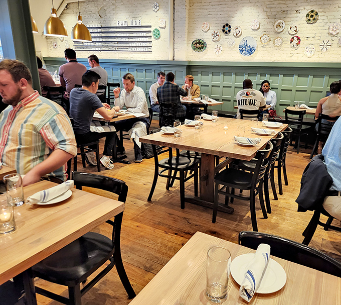A glimpse of dining happiness in progress. Notice how nobody's looking at their phones? That's the universal sign of truly exceptional food.